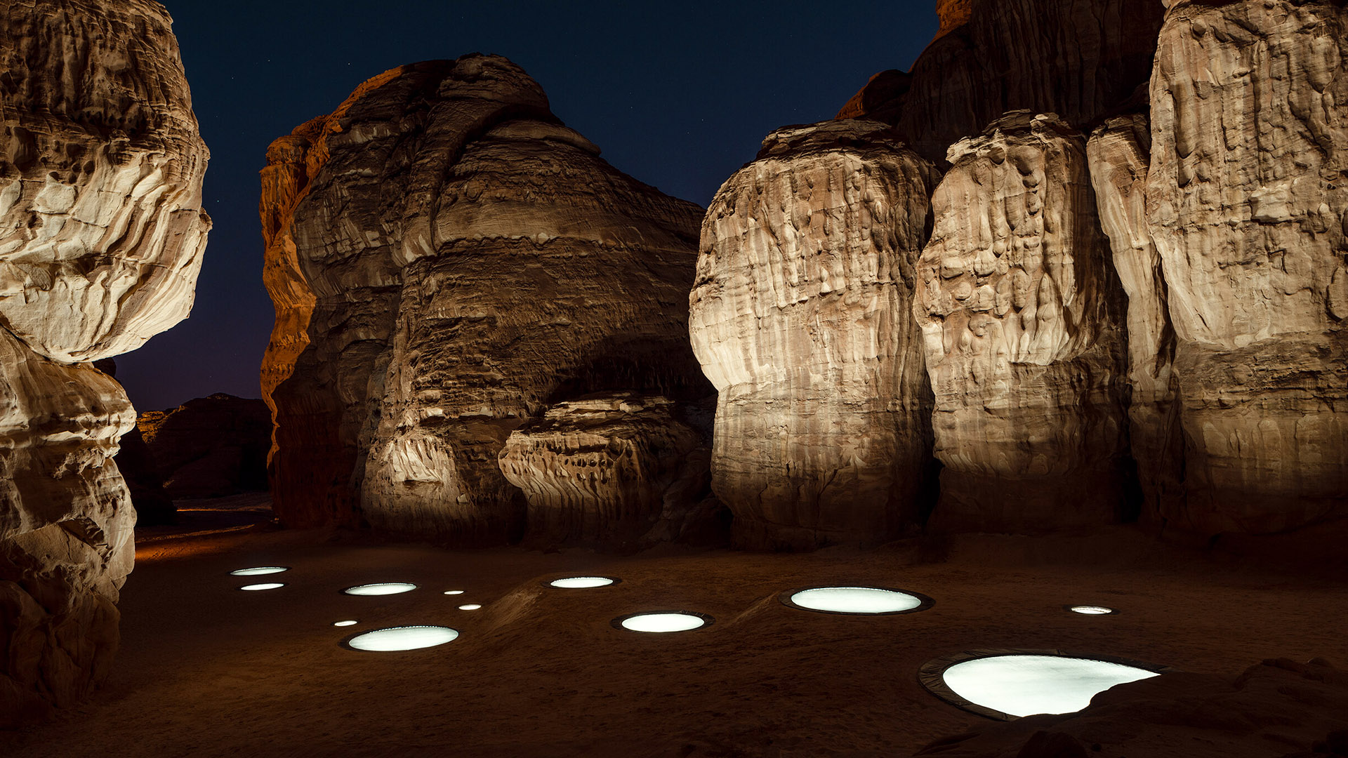 Female artists lead creative awakening - Visit Saudi Official Website